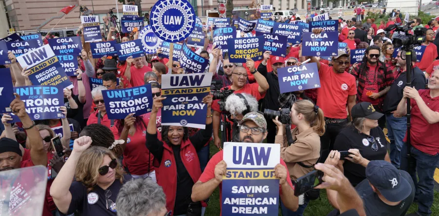 MDA-UAW Local 571
